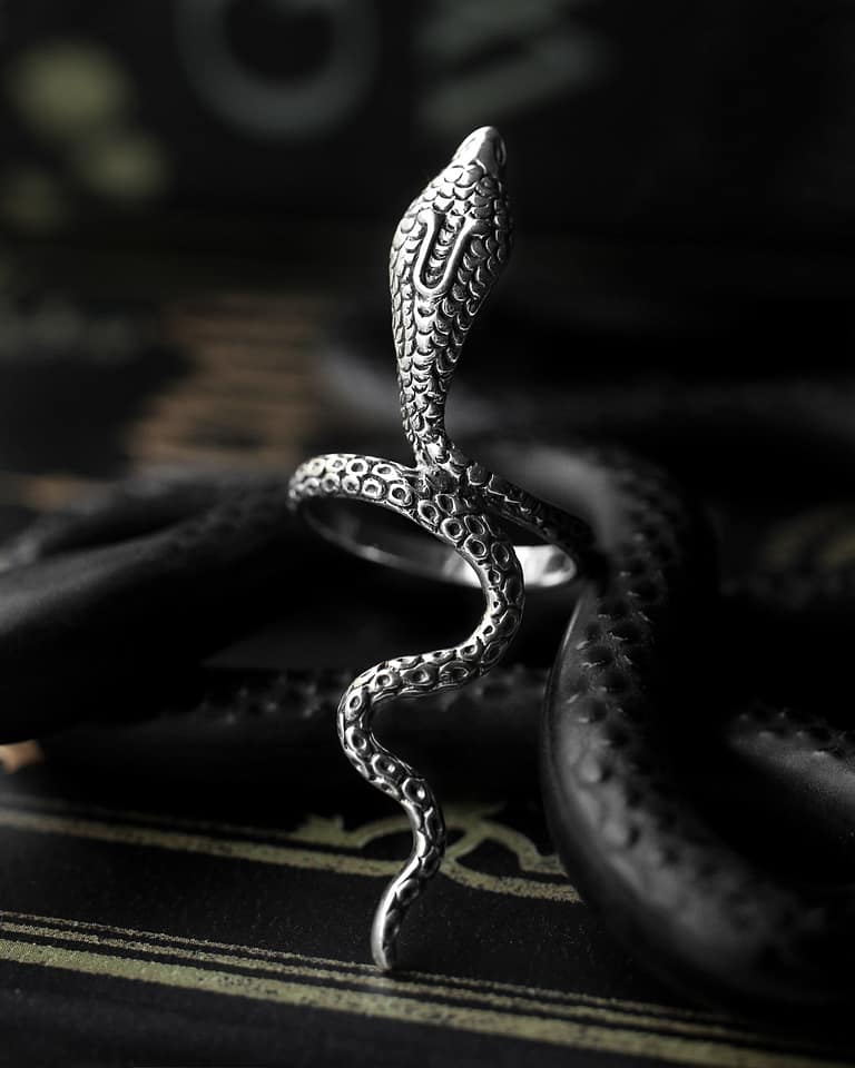 Hellaholics Occult Rings & Gothic Rings for women